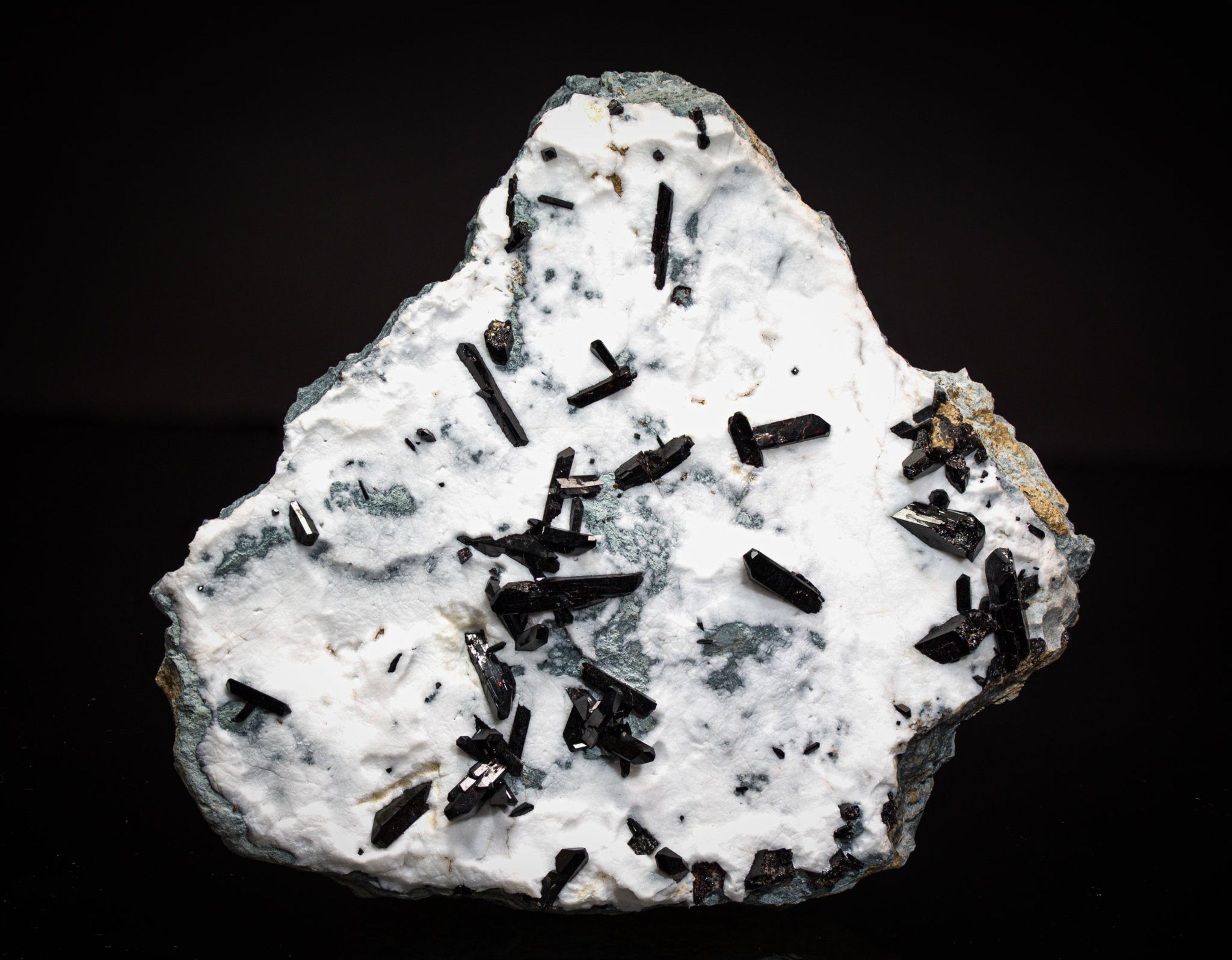 Neptunit & Natrolith, Dallas Gem Mine, San Benito County, Kalifornien ...